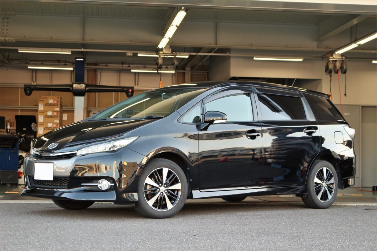 TOYOTA ウィッシュ に WORK エモーション T5R 装着。 | 多治見店 | 店舗ブログ | タイヤ＆ホイールの専門店「クラフト」