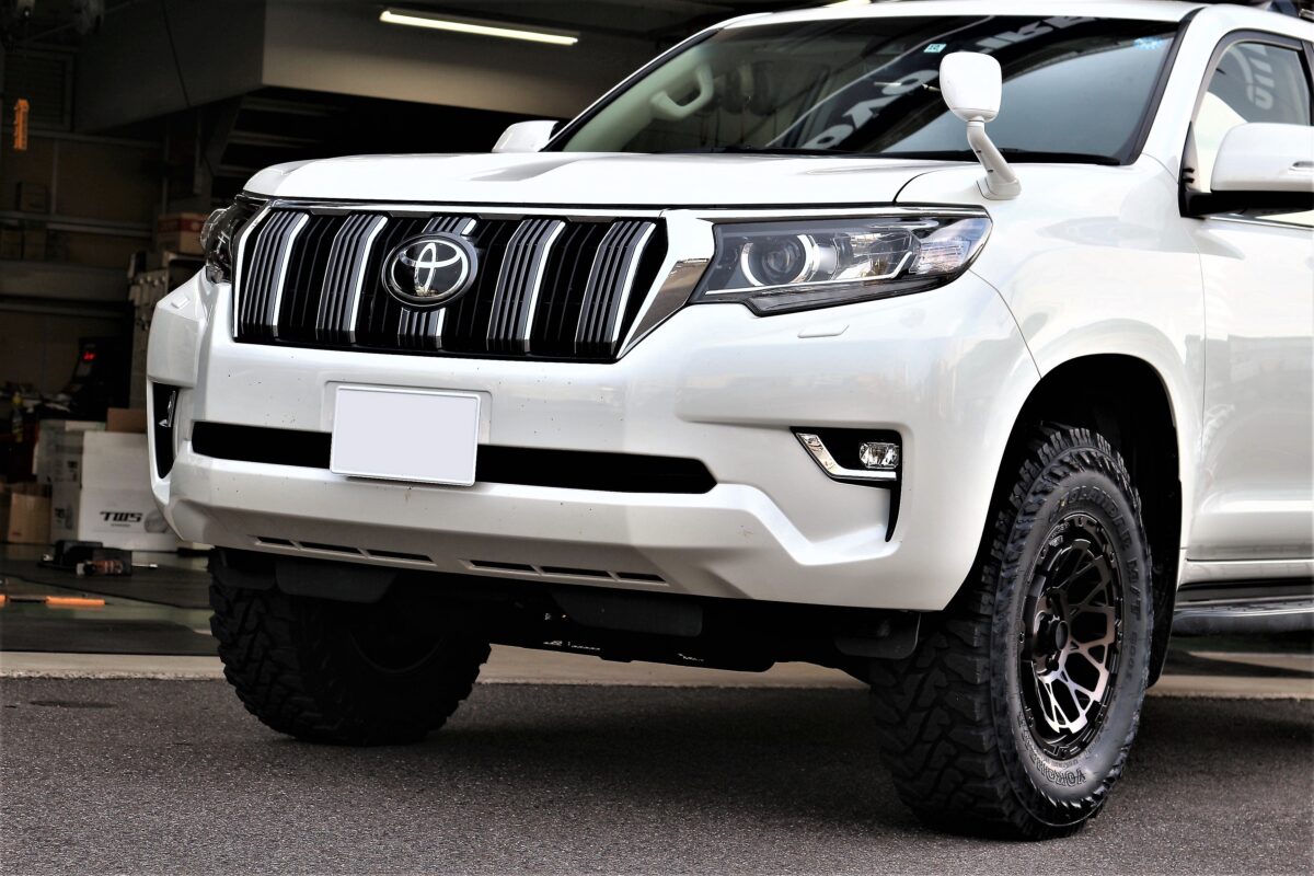 TOYOTA 150プラド に 4x4ES Air/G Rocks ゴーストED 装着。リフトアップも同時施工で大迫力に。 | 多治見店 ...