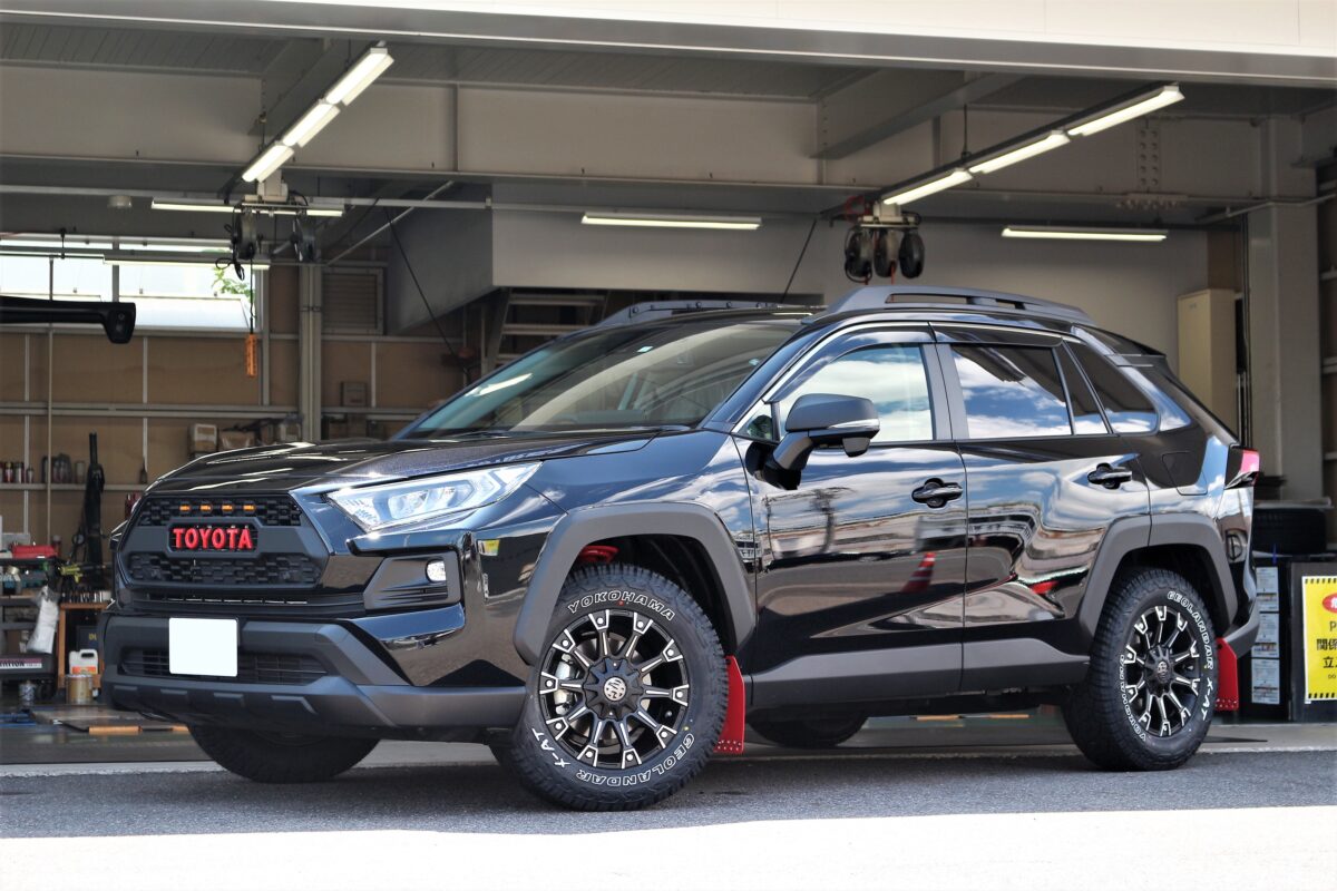 TOYOTA RAV4 に MG モンスター 装着。 | 多治見店 | 店舗ブログ | タイヤ＆ホイールの専門店「クラフト」