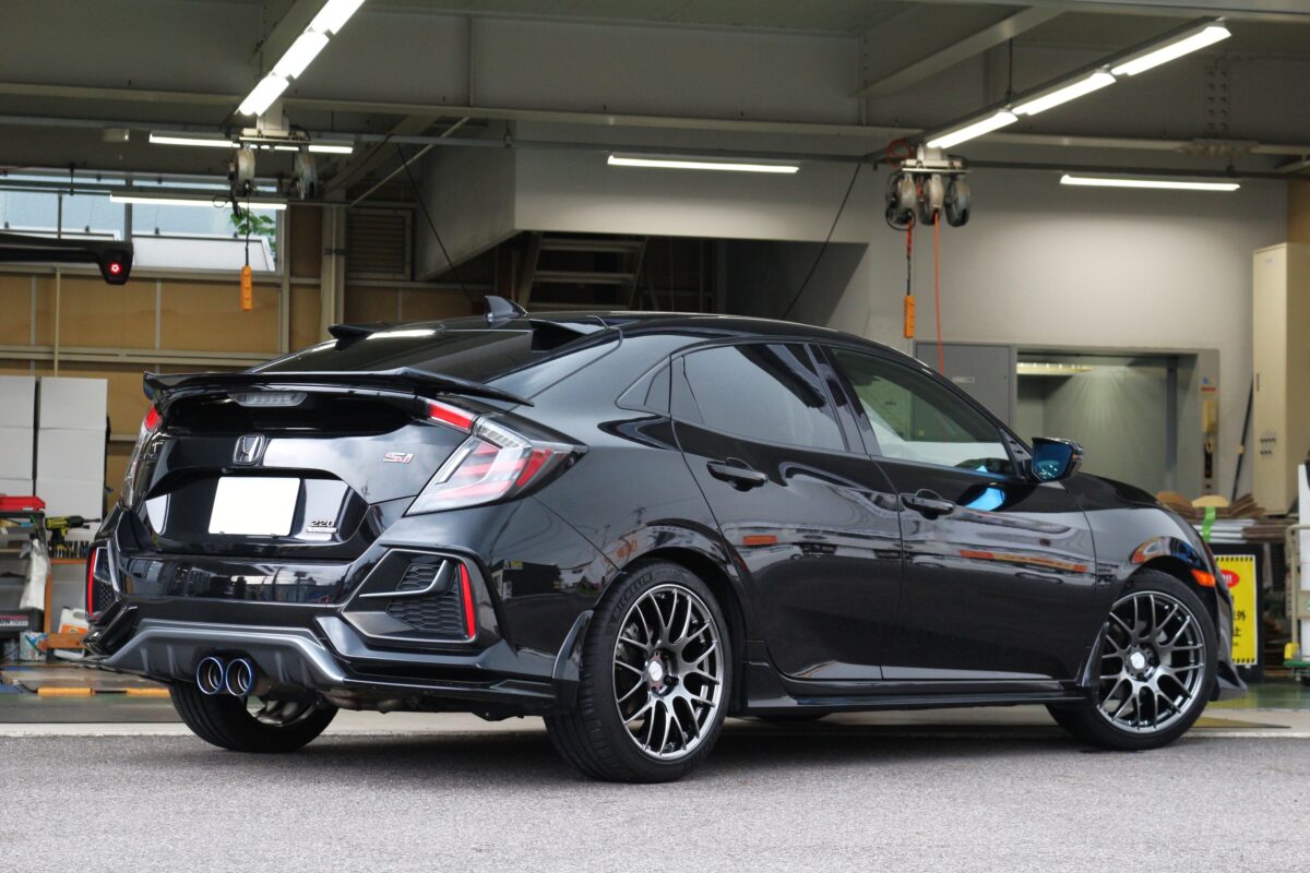 HONDA FK7 シビックハッチ に WORK エモーション M8R 装着 。 | 多治見店 | 店舗ブログ | タイヤ＆ホイールの専門店 ...