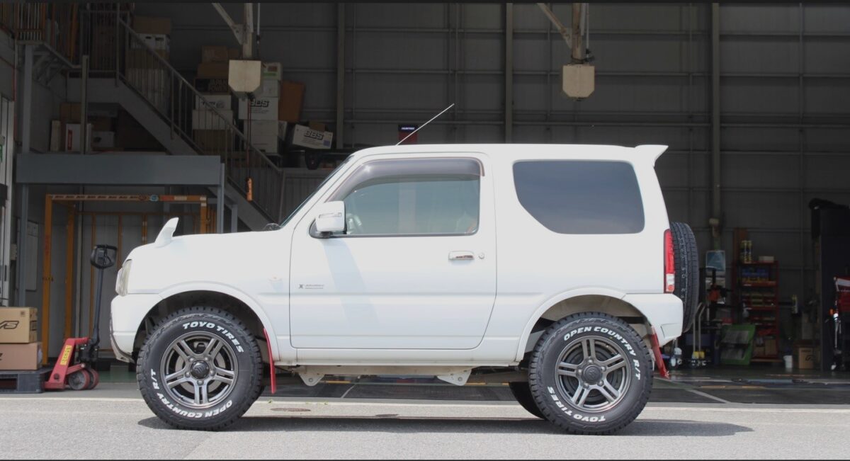 【タイヤカスタム】TOYO オープンカントリー RTでジムニーJB23もまだまだ手を加えます。 | 四日市店 | 店舗ブログ | タイヤ ...